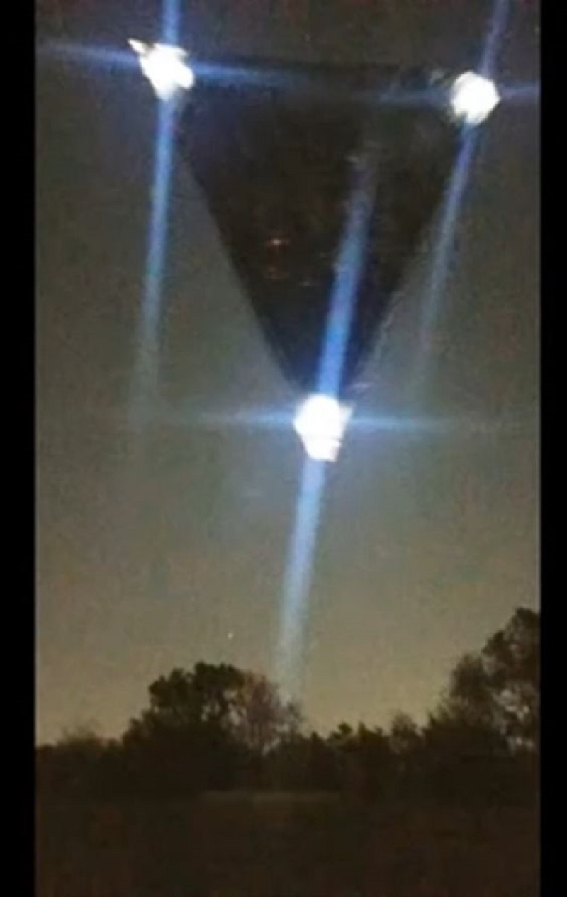 Shapes in Government UFO Databases: A Comprehensive Analysis - Amazing